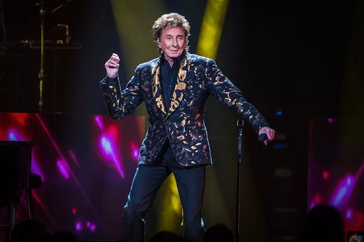 Yes, Mandy, Barry Manilow is coming to Tampa on his 2026 farewell tour ...