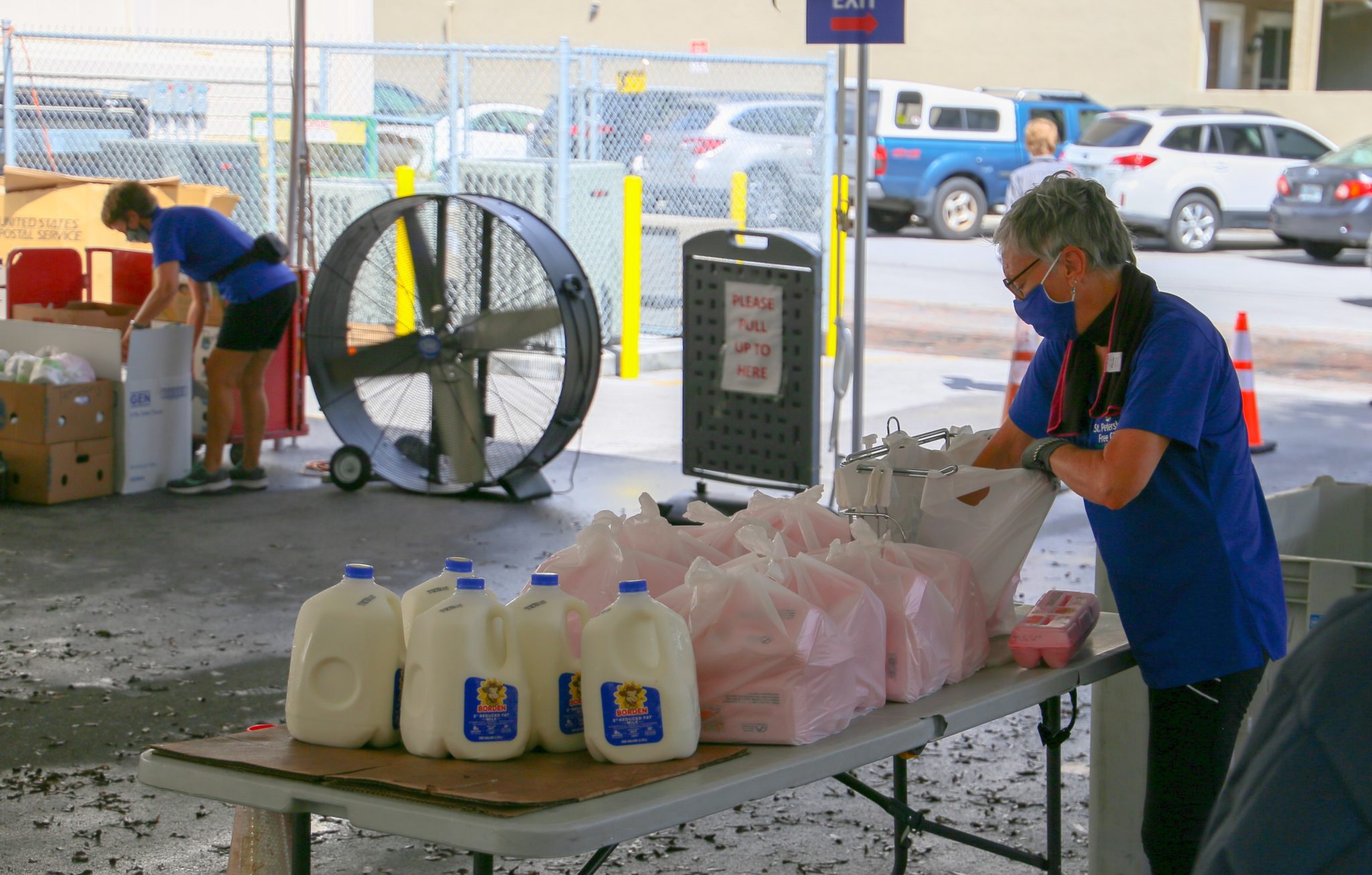 Pinellas residents can get free fresh groceries this Thursday ...