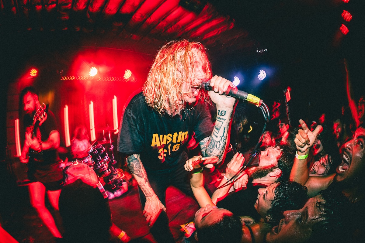 Photos: Underoath wraps US tour with intimate, hometown rager at ...