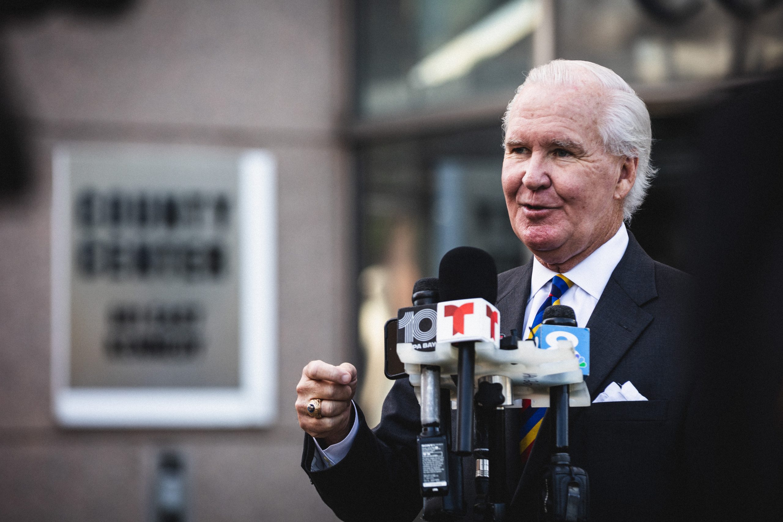 Bob Buckhorn officially enters 2027 Tampa mayoral race, says he expects ...